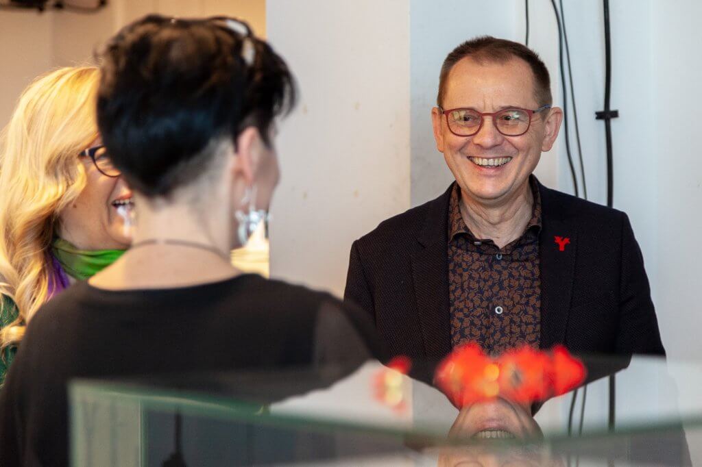 Andrzej Boss DWA ŻYWIOŁY - Galeria YES – Biżuteria artystyczna polskich ...